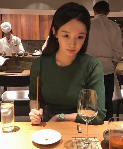 뉴스픽 지금 남초에서 난리 난 최근 라디오스타에서 순간 청바지 뒤태 보여준 강민경 짤